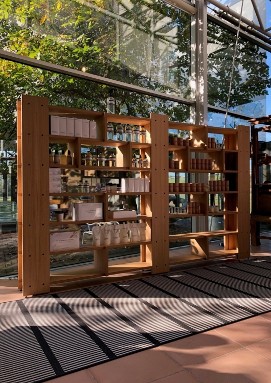 Bart Vos Design Collectie: Exclusieve Meubels Made by Vos | VOS