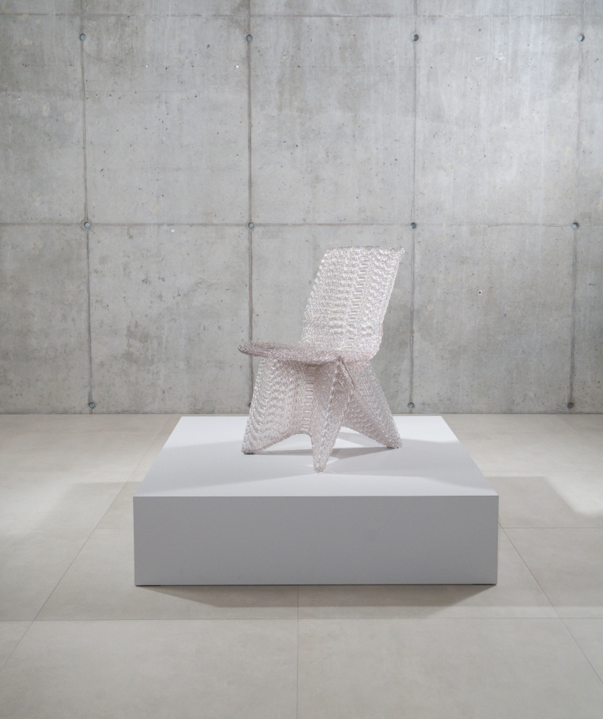 Endless Chair door Dirk van der Kooij | VOS